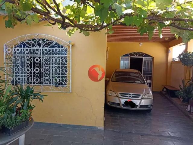 Casa / Sobrado para Venda em Belo Horizonte/MG Tupi 3 Quartos