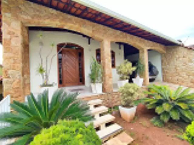Casa / Sobrado para Venda em Belo Horizonte/MG Tirol 4 Quartos