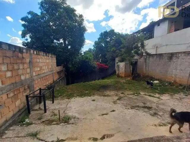 Casa / Sobrado para Venda em Belo Horizonte/MG Vera Cruz 4 Quartos
