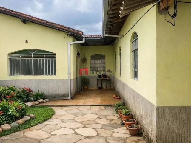 Casa / Sobrado para Venda em Belo Horizonte/MG Vera Cruz 7 Quartos