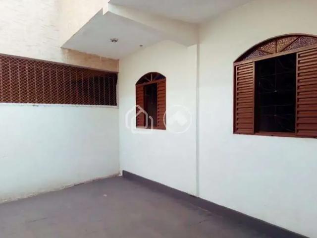 Casa / Sobrado para Venda em Belo Horizonte/MG Vista Alegre 2 Quartos