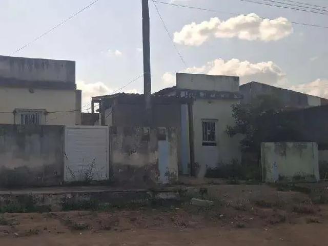 Casa / Sobrado para Venda em Belo Jardim/PE Centro 2 Quartos