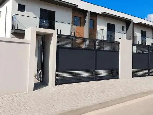 Casa / Sobrado para Venda em Bertioga/SP Maitinga 2 Quartos