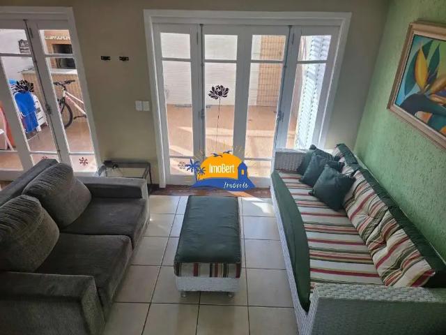 Casa / Sobrado para Venda em Bertioga/SP Maitinga 3 Quartos