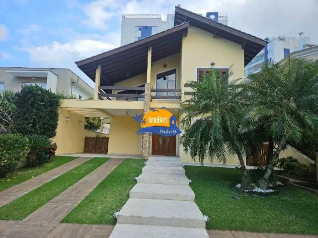 Casa / Sobrado para Venda em Bertioga/SP Maitinga 4 Quartos