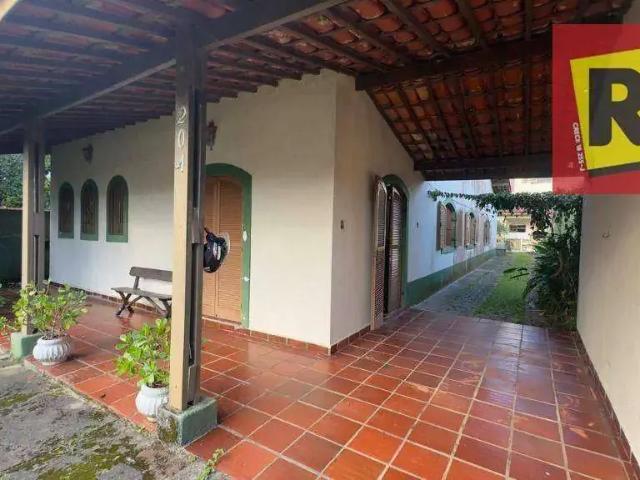 Casa / Sobrado para Venda em Bertioga/SP Maitinga 4 Quartos