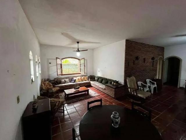 Casa / Sobrado para Venda em Bertioga/SP Maitinga 4 Quartos