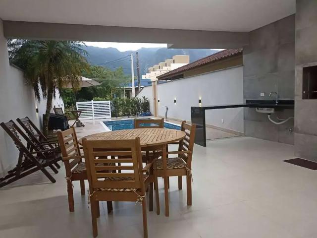 Casa / Sobrado para Venda em Bertioga/SP Morada Praia 3 Quartos