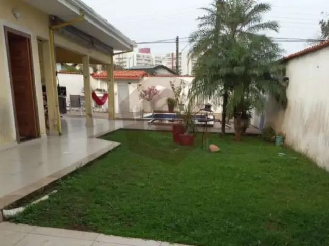 Casa / Sobrado para Venda em Bertioga/SP Centro 4 Quartos
