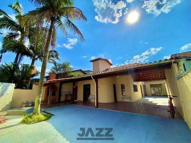 Casa / Sobrado para Venda em Bertioga/SP Centro 5 Quartos
