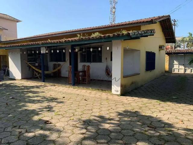 Casa / Sobrado para Venda em Bertioga/SP Centro 6 Quartos