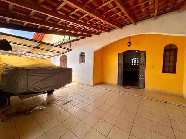 Casa / Sobrado para Venda em Bertioga/SP Centro 2 Quartos