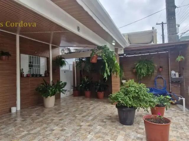 Casa / Sobrado para Venda em Bertioga/SP Centro 2 Quartos