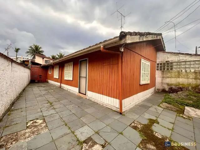 Casa / Sobrado para Venda em Bertioga/SP Centro 2 Quartos