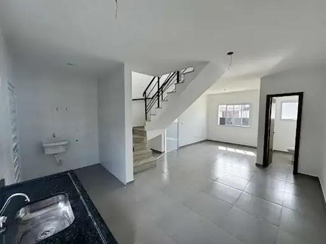 Casa / Sobrado para Venda em Bertioga/SP Centro 2 Quartos