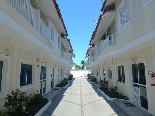 Casa / Sobrado para Venda em Bertioga/SP Centro 2 Quartos