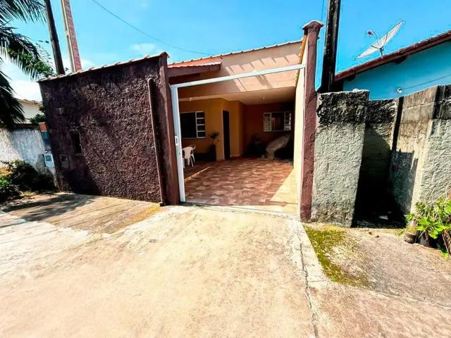 Casa / Sobrado para Venda em Bertioga/SP Centro 2 Quartos