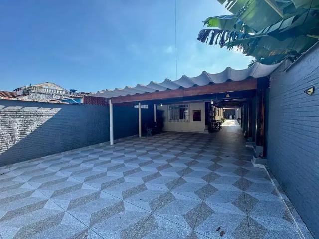Casa / Sobrado para Venda em Bertioga/SP Centro 3 Quartos