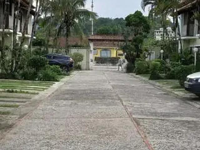 Casa / Sobrado para Venda em Bertioga/SP Centro 3 Quartos