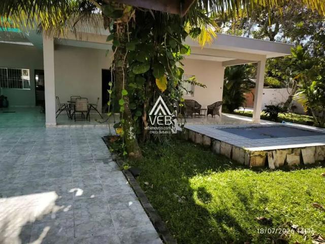 Casa / Sobrado para Venda em Bertioga/SP Centro 3 Quartos