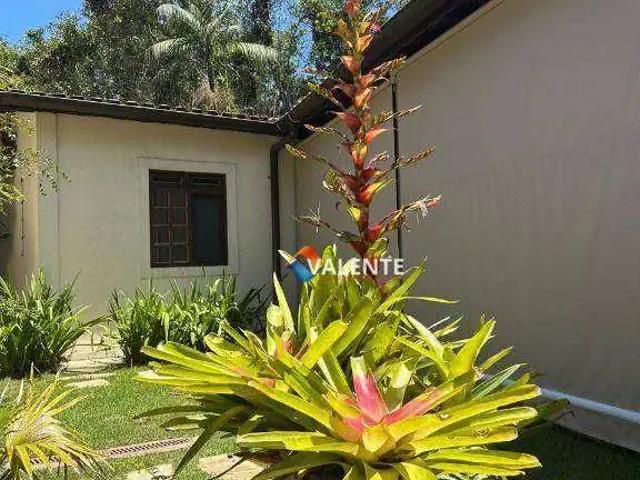 Casa / Sobrado para Venda em Bertioga/SP Guaratuba 5 Quartos