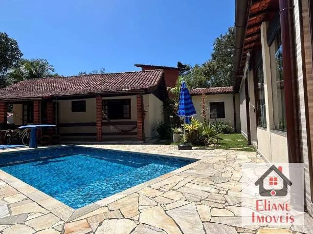 Casa / Sobrado para Venda em Bertioga/SP Guaratuba 5 Quartos
