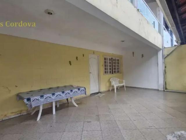 Casa / Sobrado para Venda em Bertioga/SP Indaia 2 Quartos