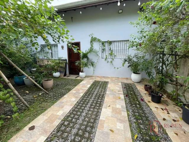 Casa / Sobrado para Venda em Bertioga/SP Indaia 2 Quartos