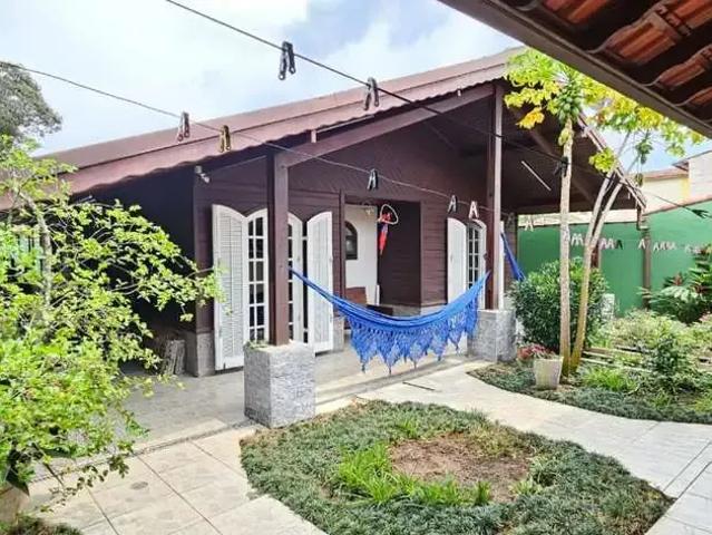 Casa / Sobrado para Venda em Bertioga/SP Indaia 3 Quartos