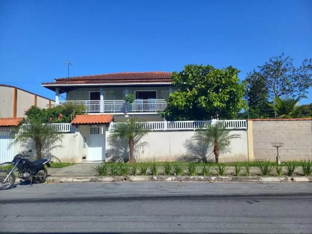 Casa / Sobrado para Venda em Bertioga/SP Jardim Albatroz 5 Quartos