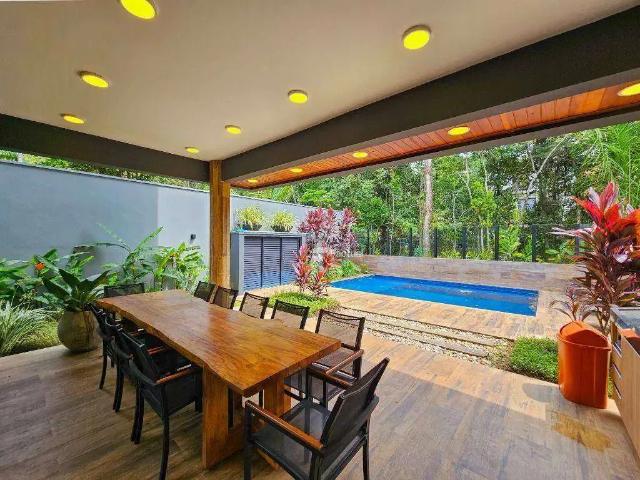 Casa / Sobrado para Venda em Bertioga/SP Riviera 5 Quartos