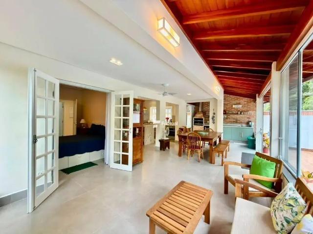 Casa / Sobrado para Venda em Bertioga/SP Riviera de São Lourenço 4 Quartos