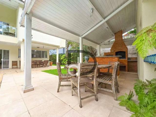 Casa / Sobrado para Venda em Bertioga/SP Riviera de São Lourenço 4 Quartos