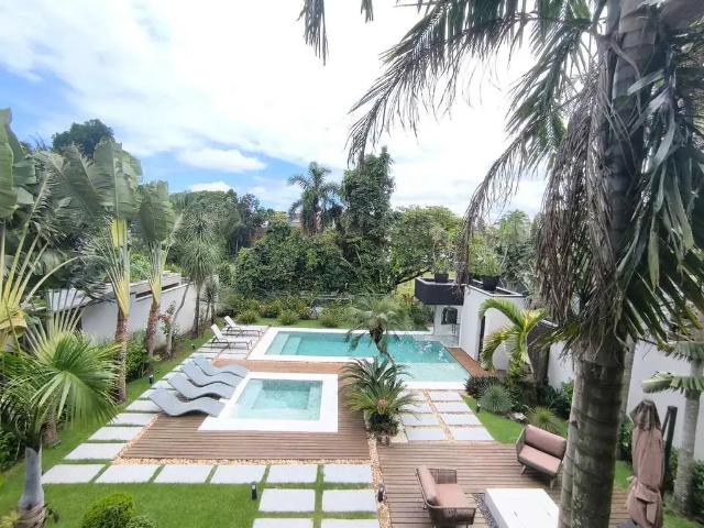 Casa / Sobrado para Venda em Bertioga/SP Riviera de São Lourenço 5 Quartos