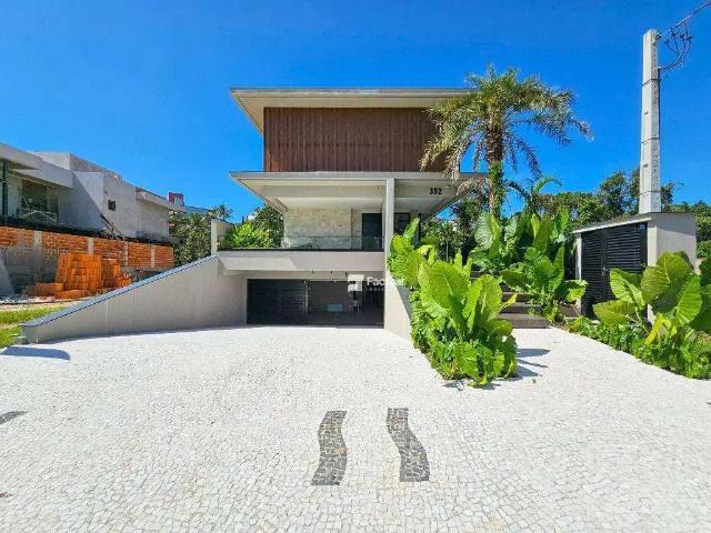Casa / Sobrado para Venda em Bertioga/SP Riviera de São Lourenço 5 Quartos