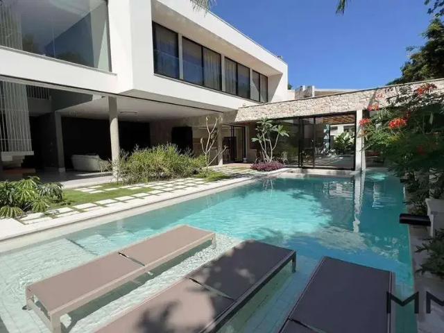 Casa / Sobrado para Venda em Bertioga/SP Riviera de São Lourenço 8 Quartos