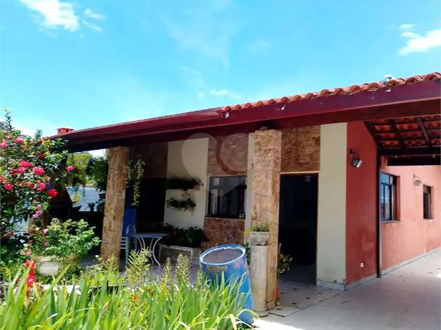 Casa / Sobrado para Venda em Bertioga/SP São Lourenço 3 Quartos