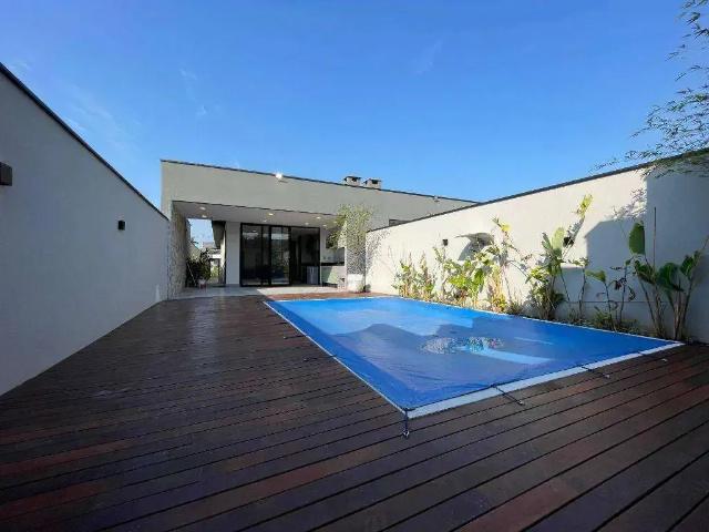 Casa / Sobrado para Venda em Bertioga/SP São Lourenço 3 Quartos