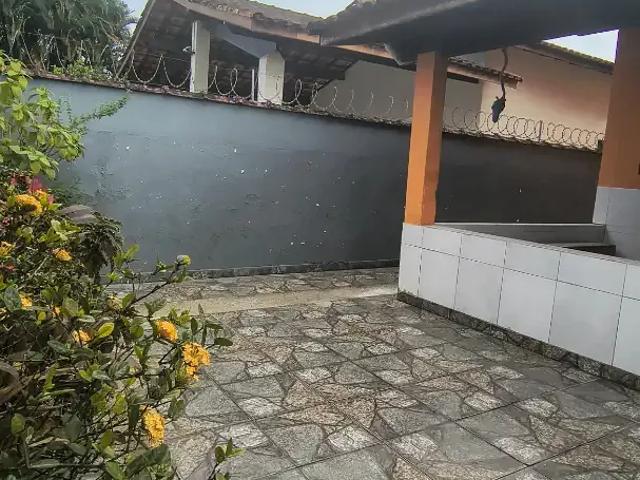 Casa / Sobrado para Venda em Bertioga/SP Vista Linda 3 Quartos