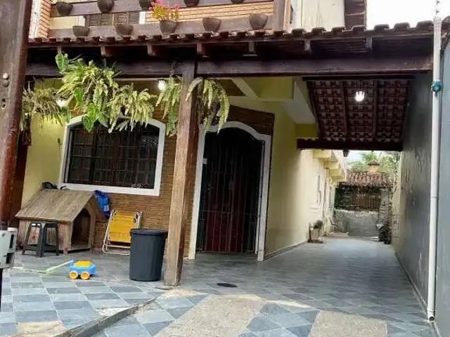 Casa / Sobrado para Venda em Bertioga/SP Vista Linda 4 Quartos