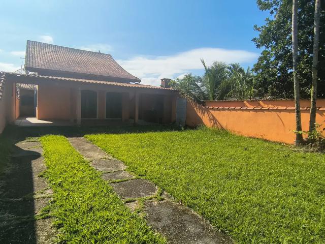 Casa / Sobrado para Venda em Bertioga/SP Vista Linda 4 Quartos