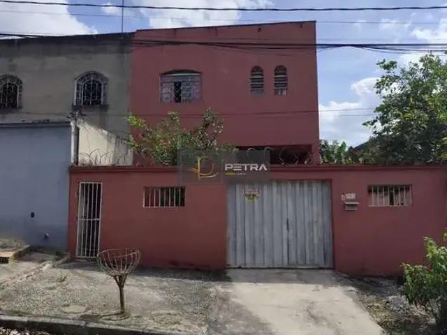 Casa / Sobrado para Venda em Betim/MG Niterói 4 Quartos
