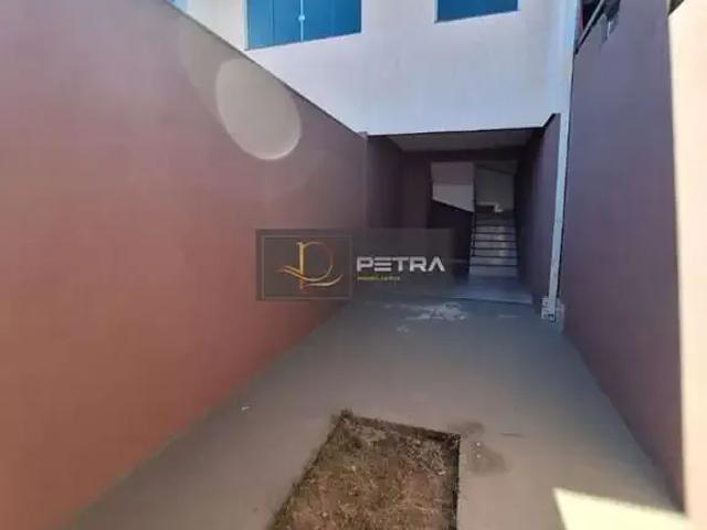 Casa / Sobrado para Venda em Betim/MG Niterói 5 Quartos