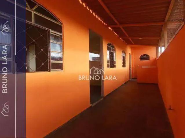 Casa / Sobrado para Venda em Betim/MG Nossa Senhora de Fátima 6 Quartos
