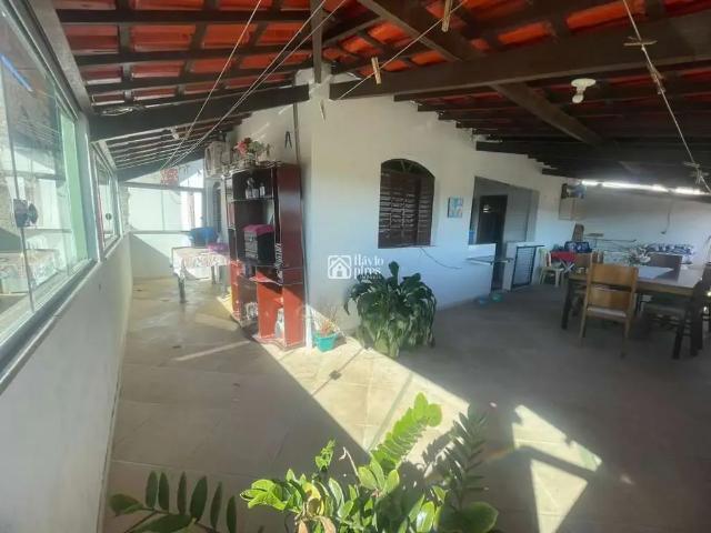 Casa / Sobrado para Venda em Betim/MG Novo Horizonte 5 Quartos