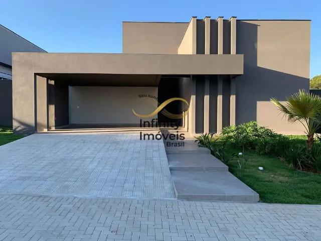 Casa / Sobrado para Venda em Betim/MG Açude 4 Quartos