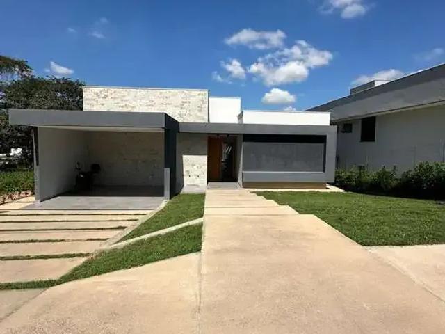 Casa / Sobrado para Venda em Betim/MG Açude 4 Quartos
