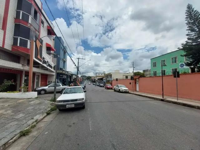 Casa / Sobrado para Venda em Betim/MG Angola