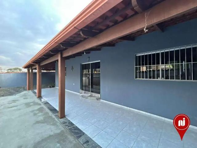 Casa / Sobrado para Venda em Betim/MG Angola 3 Quartos