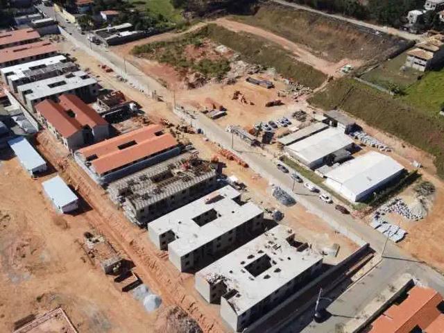 Casa / Sobrado para Venda em Betim/MG Bandeirinhas 2 Quartos